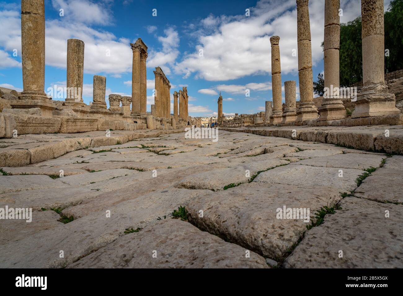 Ancient Roman ruins in Jerash, Jordan Stock Photo - Alamy