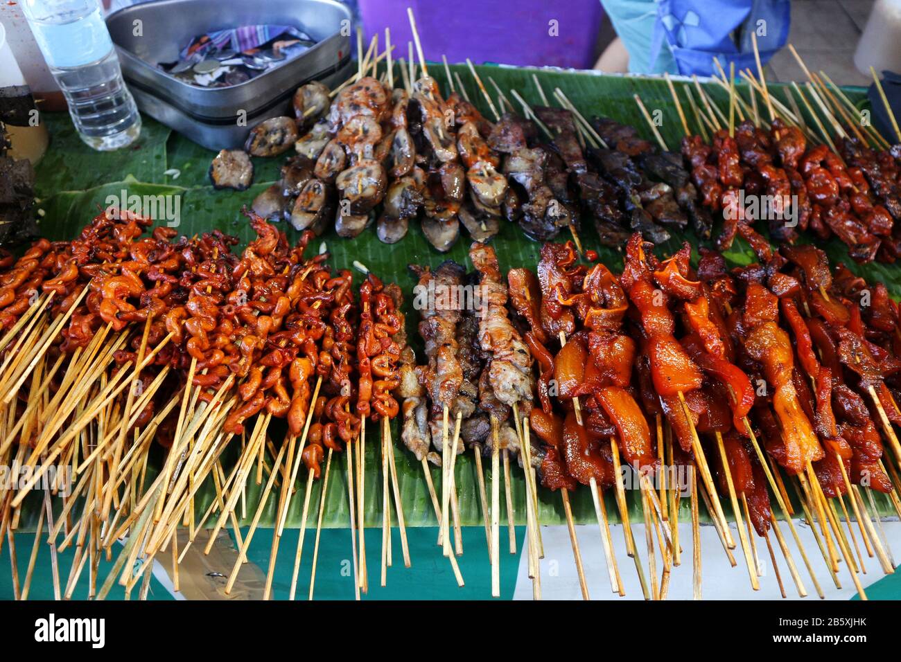 Filipino food kiosk hi-res stock photography and images - Alamy