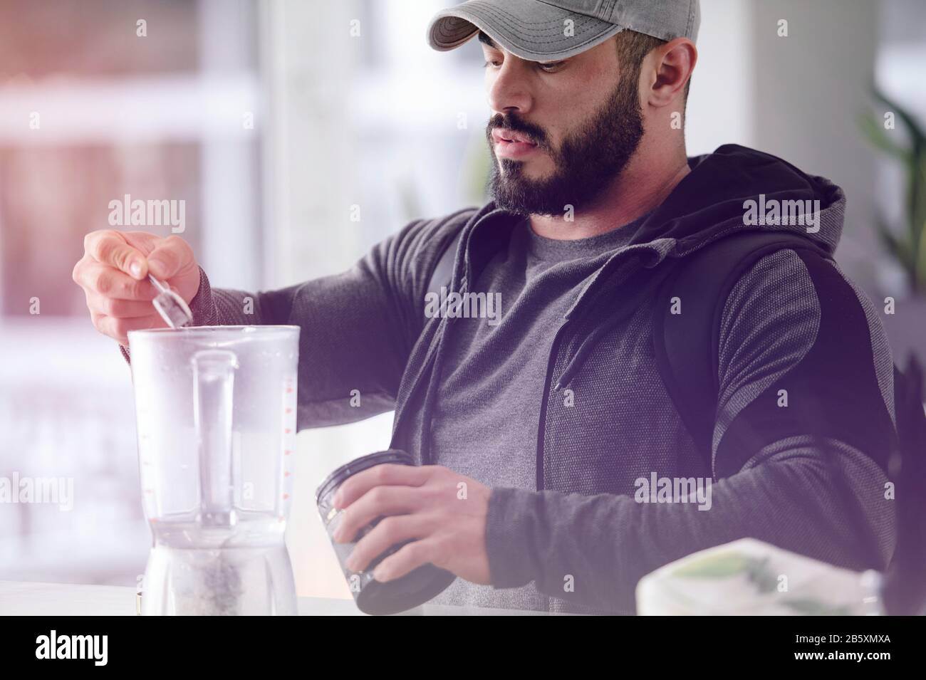 Muscle man eating hi-res stock photography and images - Alamy