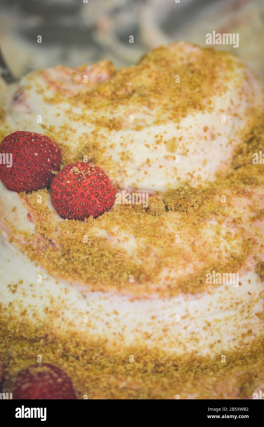 delicious italian ice cream with fresh fruits, nuts & topping Stock ...