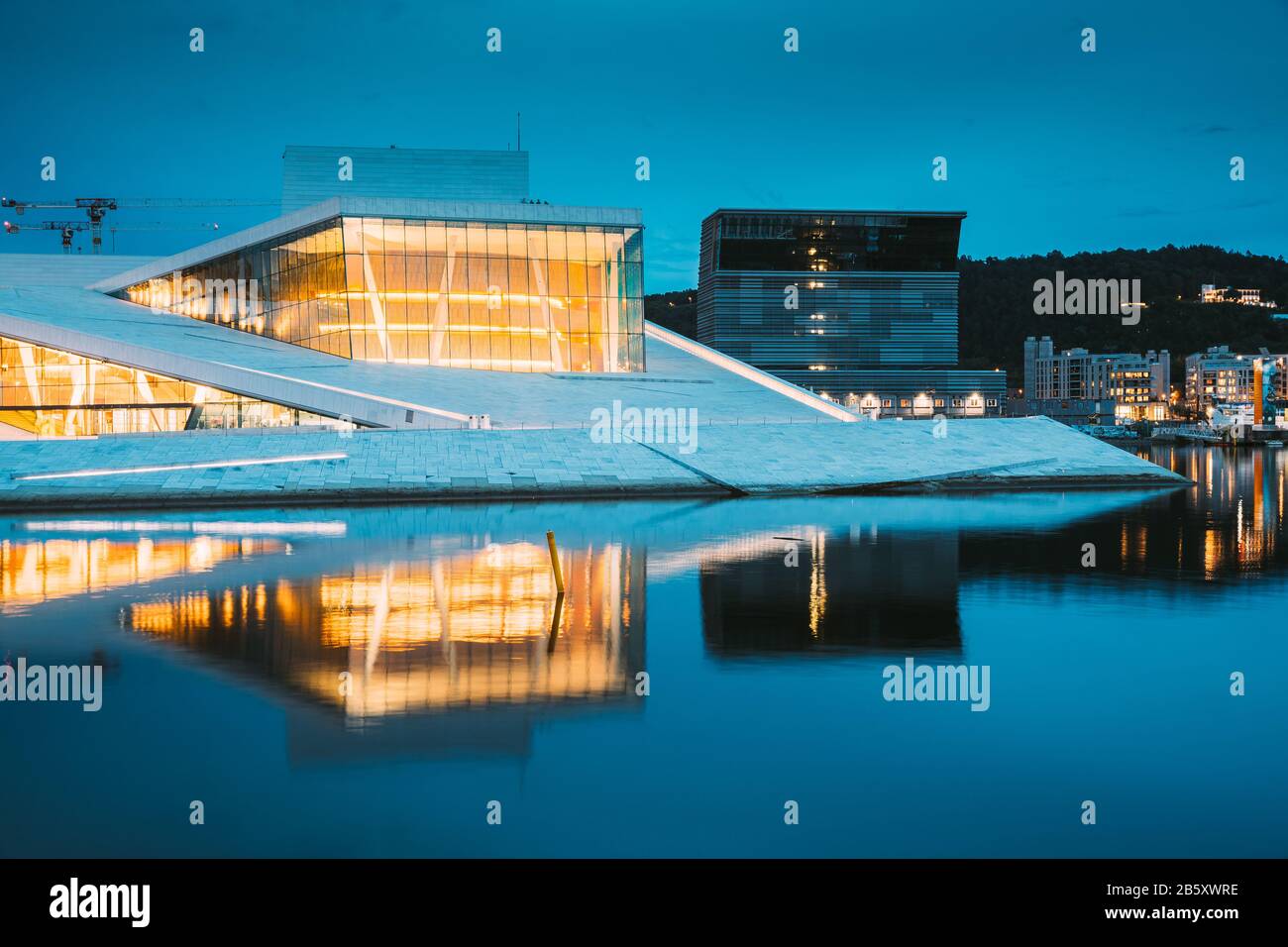 Norwegian opera house hi-res stock photography and images - Alamy