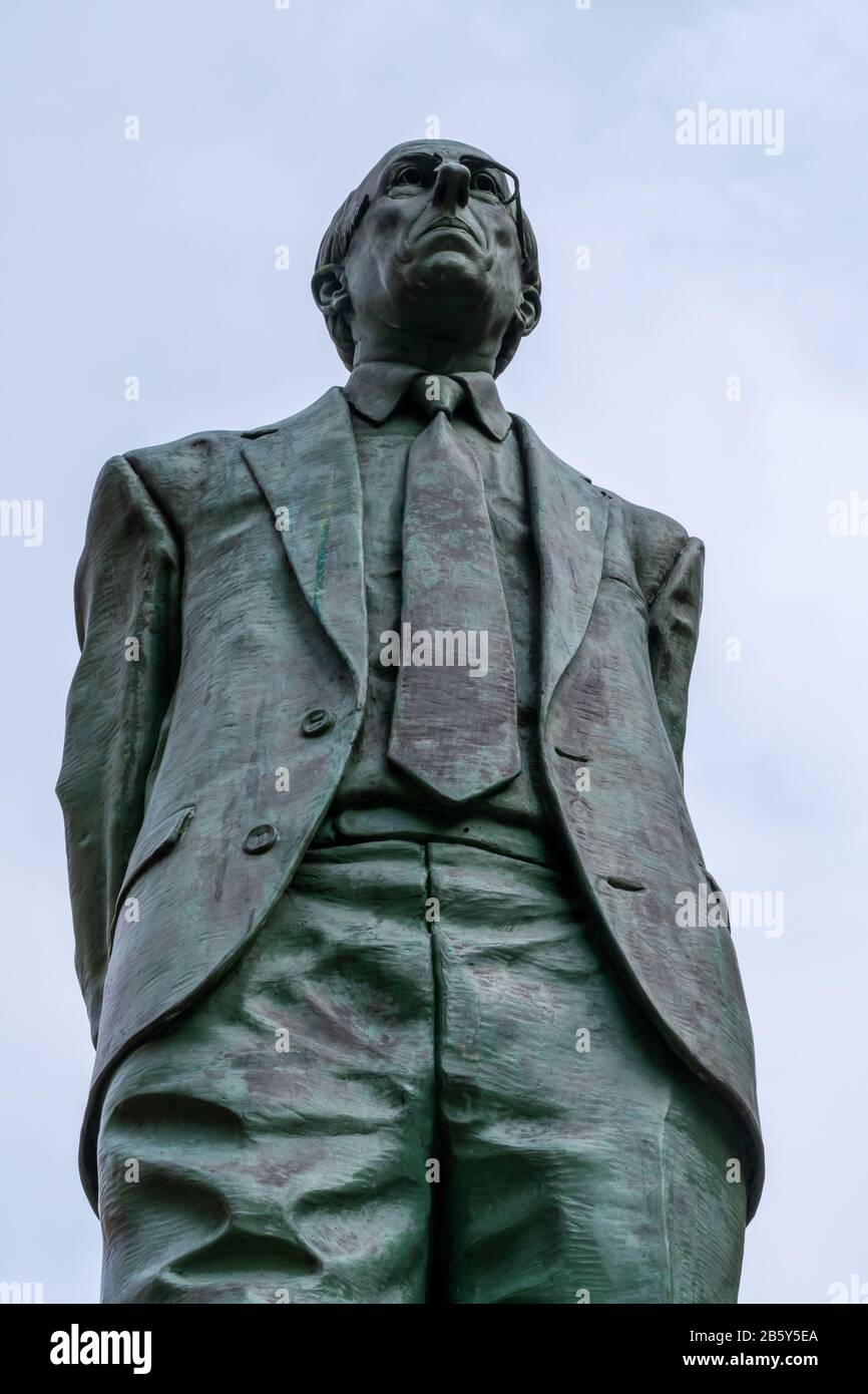Scottish independent mp hi-res stock photography and images - Alamy