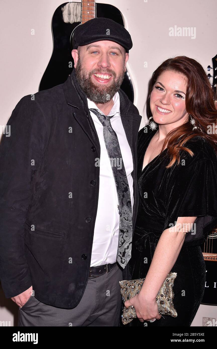 HOLLYWOOD, CA - MARCH 07: Andrew Erwin and Mandii Erwin attend the ...