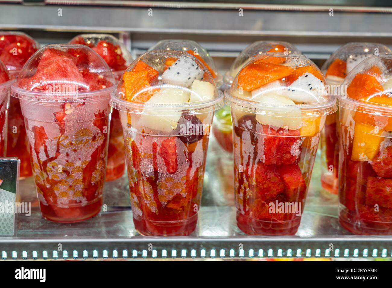 Fresh fruit cups display hi-res stock photography and images - Alamy