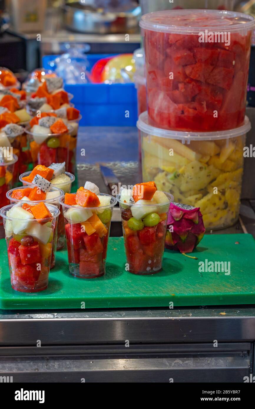 Fresh fruit cups display hi-res stock photography and images - Alamy