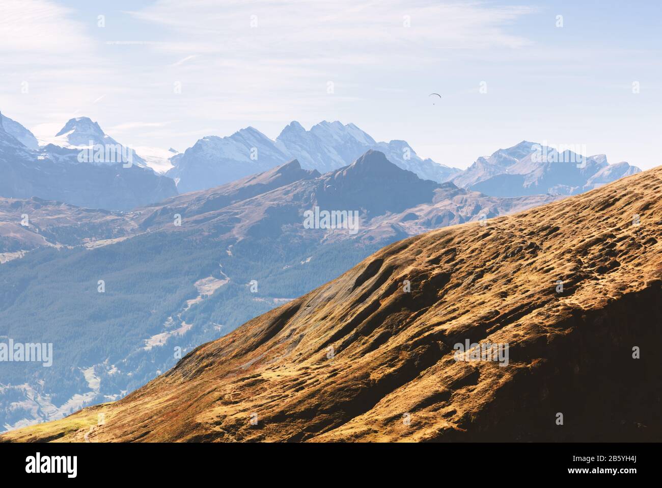 Picturesque autumn landscape with mountains range in Grindelwald ...