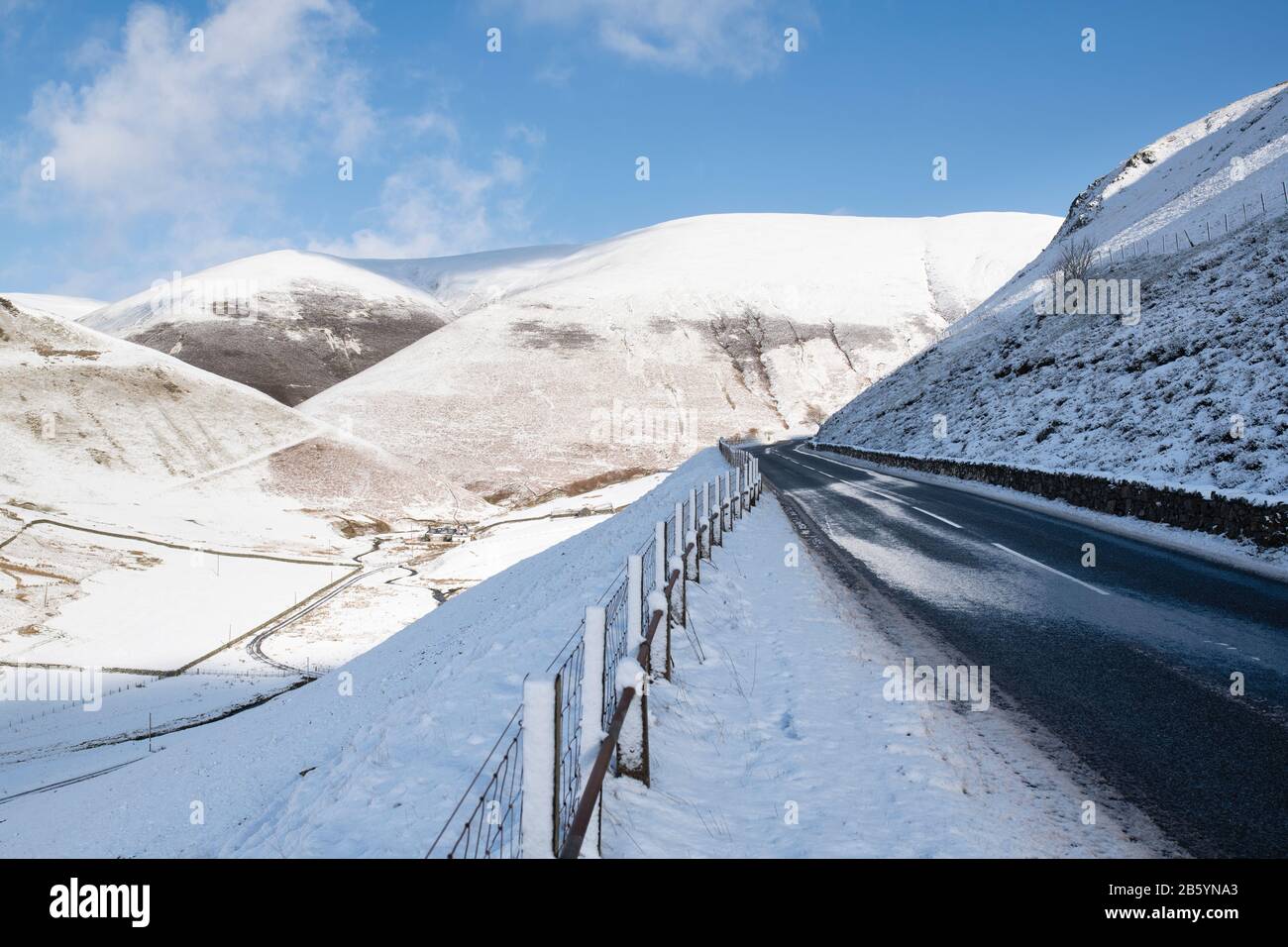 Dalveen Pass in the snow. Lowther Hills, Dumfries and Galloway ...