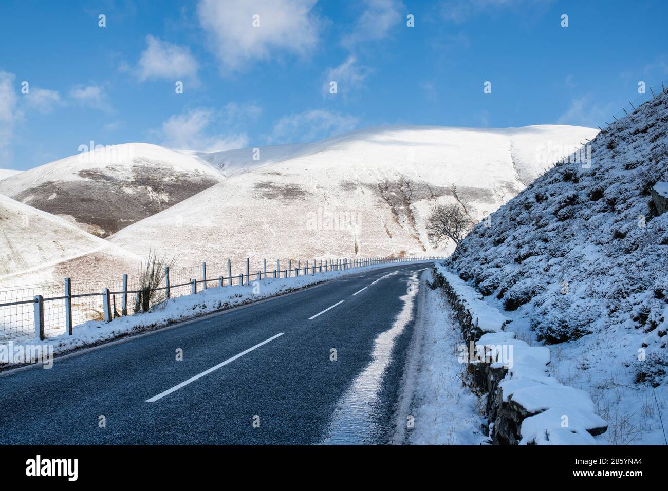Dalveen Pass High Resolution Stock Photography and Images - Alamy