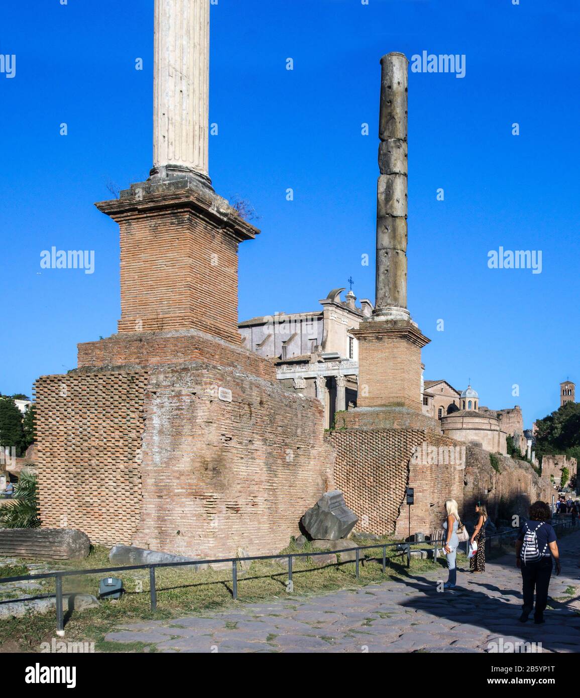 Italy.Rome.The Colonne Onorarie in the Roman Forum Stock Photo - Alamy