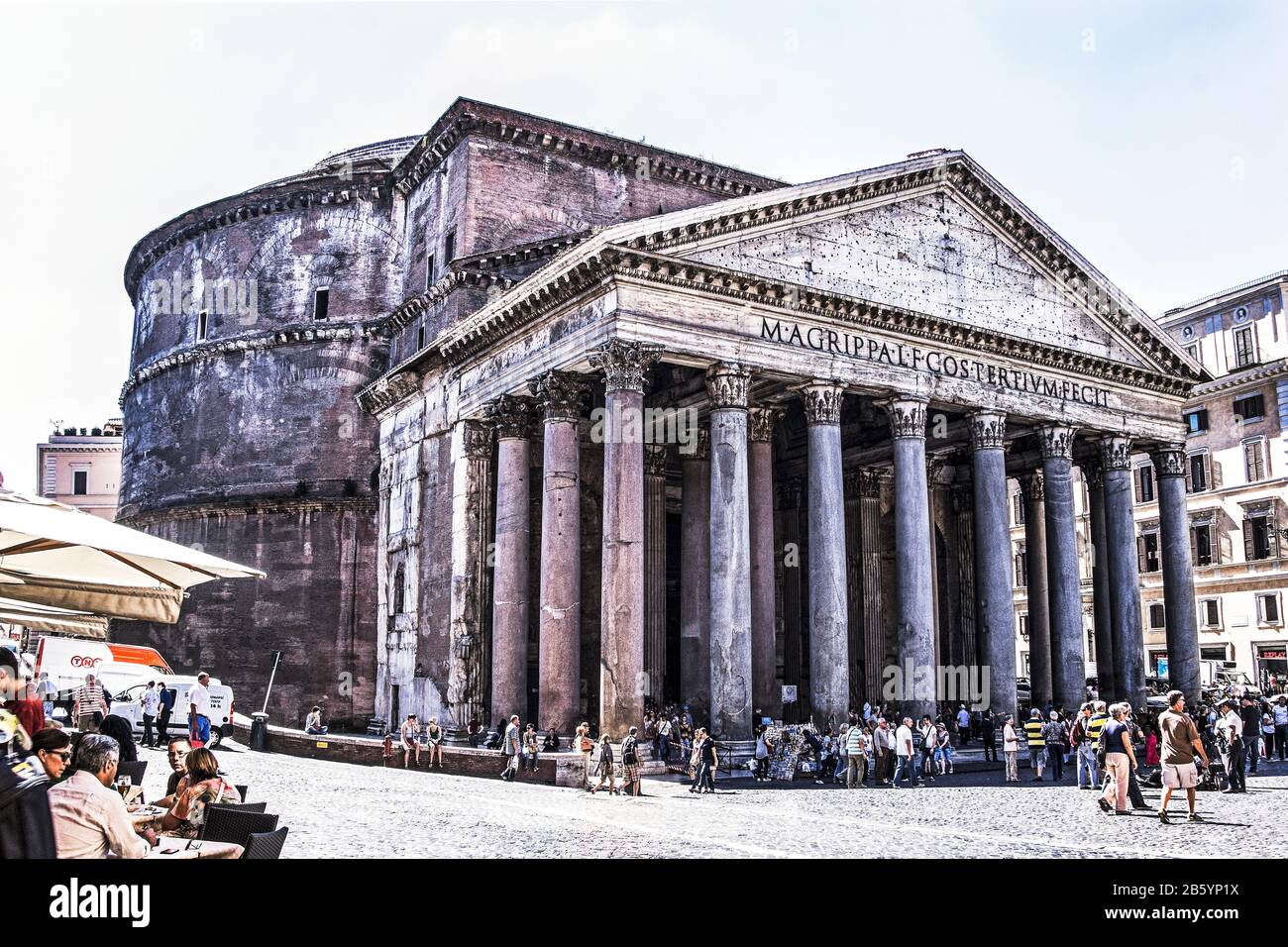 Piazza In Rome Pantheon Dome
