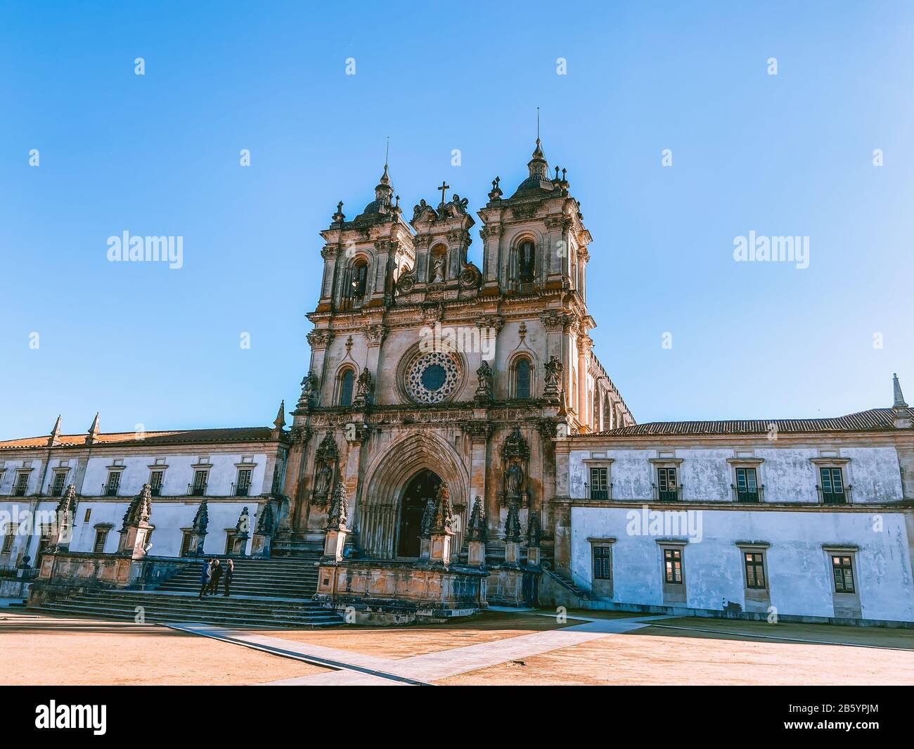 Interior alcobaca monastery view hi-res stock photography and images ...