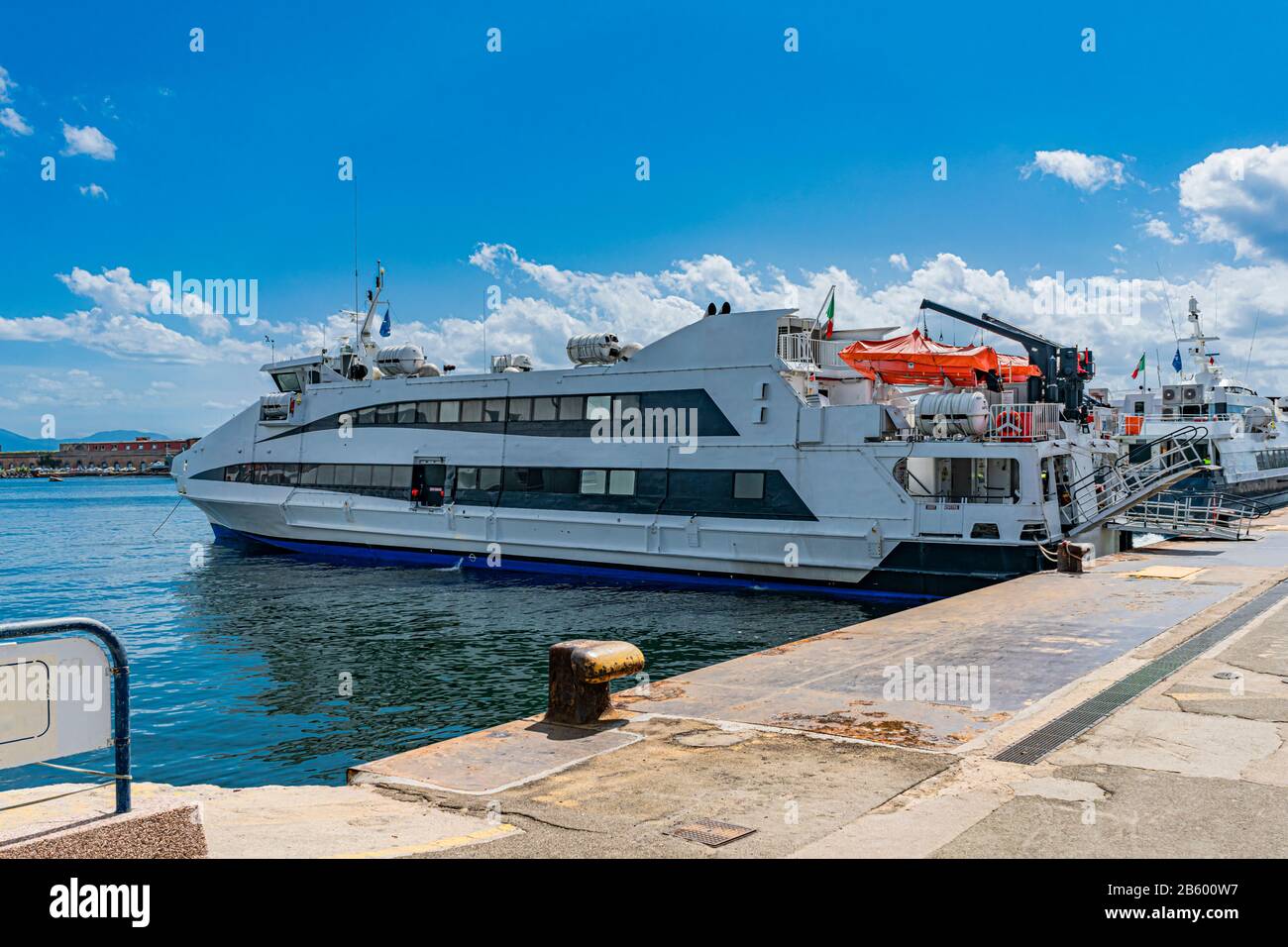 Passenger ship parked in Naples port Stock Photo - Alamy