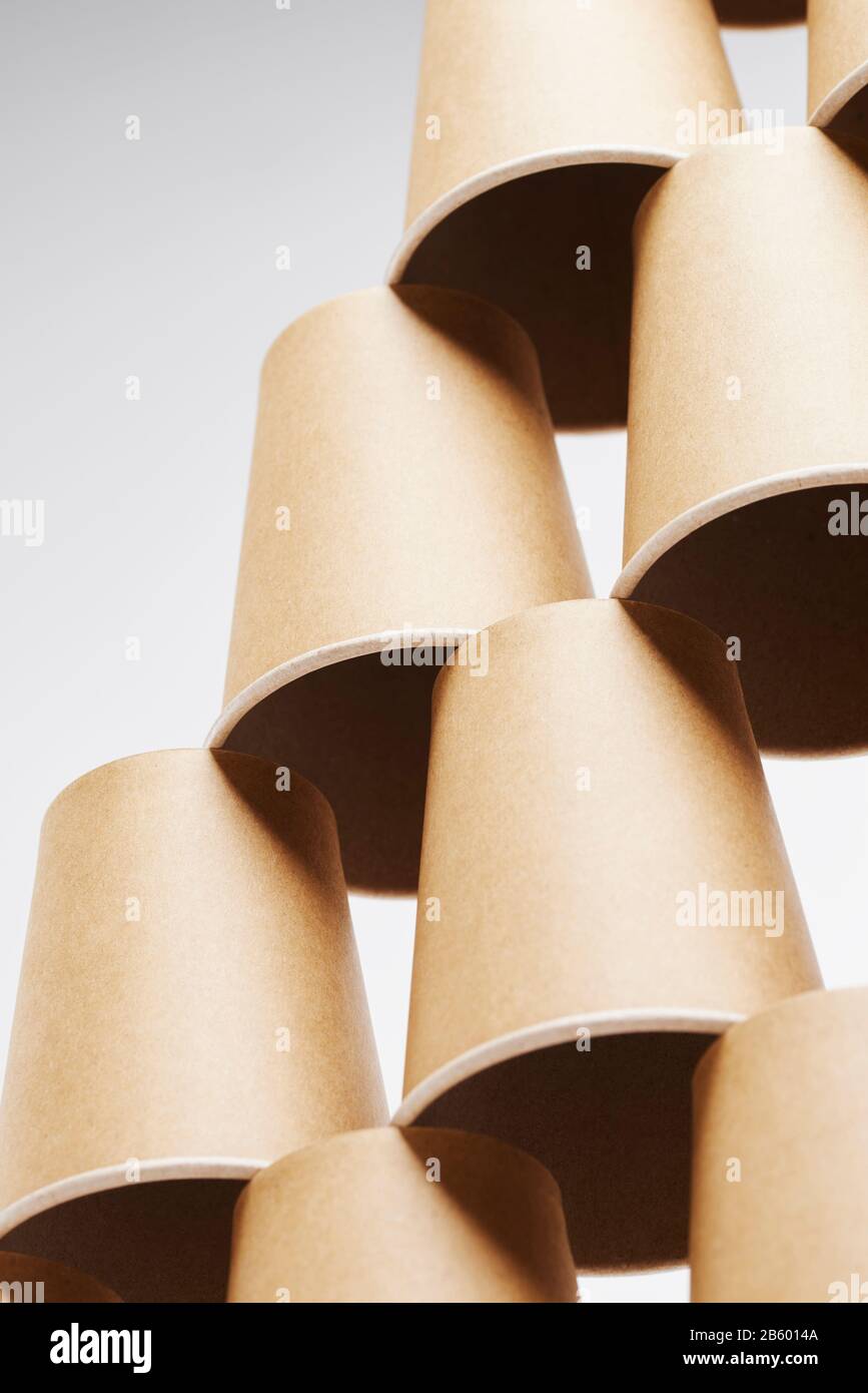 Stack of disposable paper cup Stock Photo - Alamy