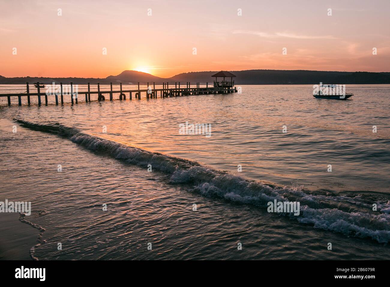 The sunset on Koh Rong Samloem, Cambodia Stock Photo - Alamy