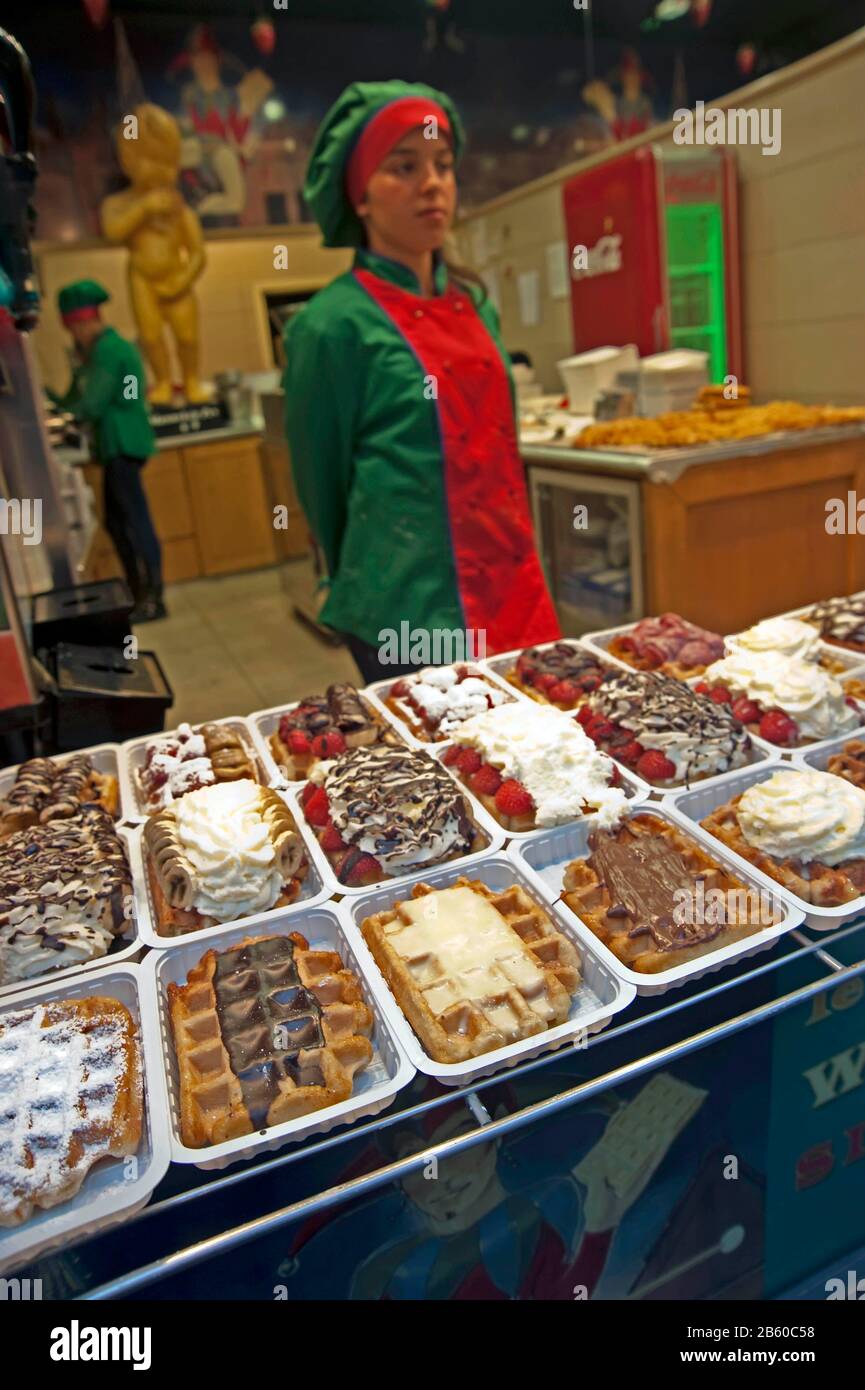 Belgium, Brussels, The gaufre typical belgian pastry, Photo © Fabio ...
