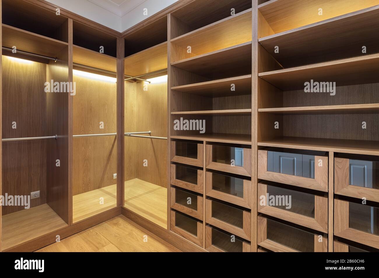 Empty wardrobe hi-res stock photography and images - Alamy