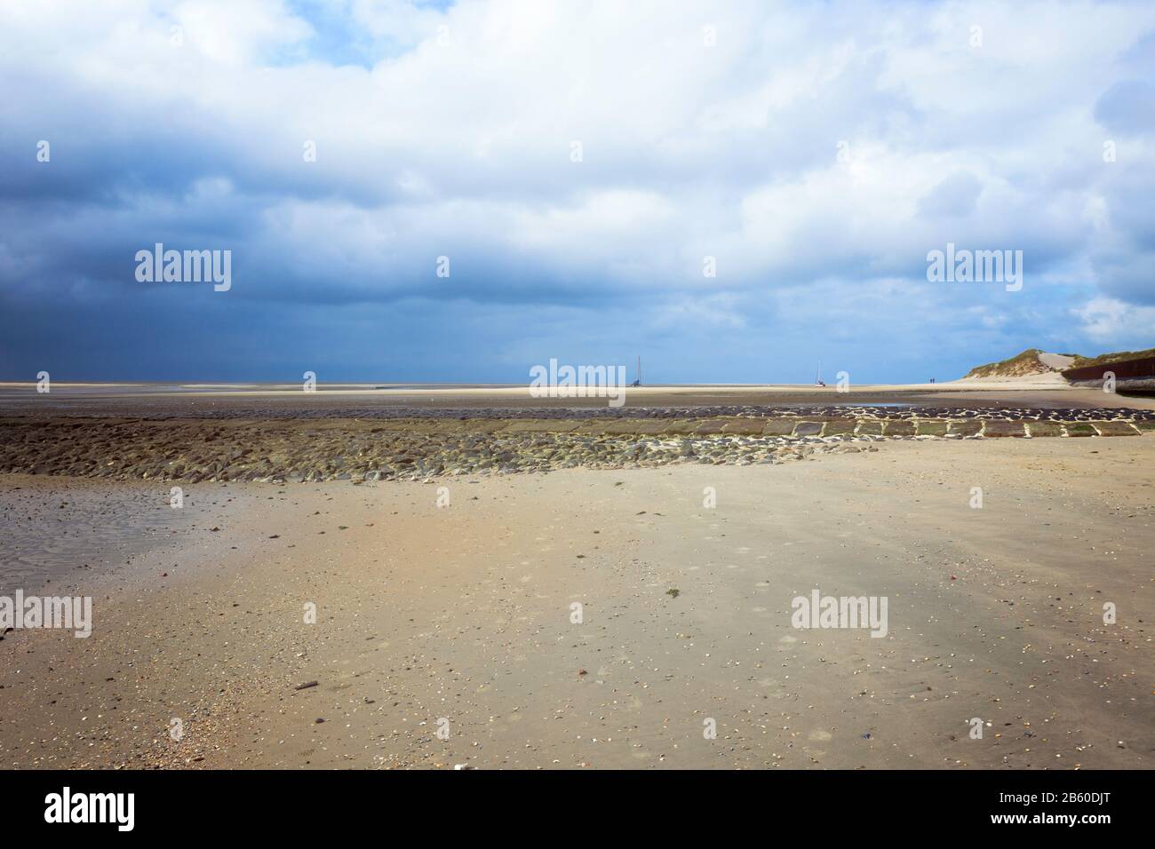 On the horizon is a north sea island hi-res stock photography and ...