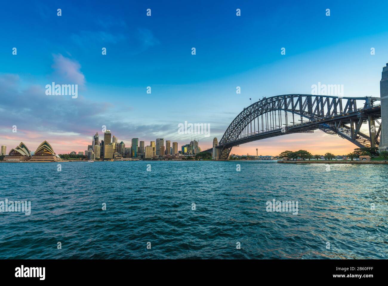 Sydney Harbor Bridge Cityscape Stock Photo - Alamy