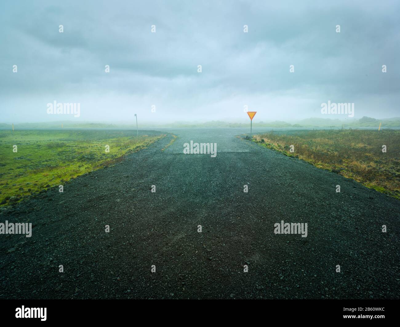 T Junction Road Sign High Resolution Stock Photography and Images - Alamy