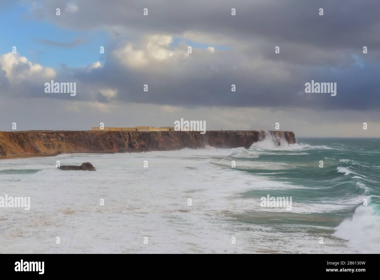 Giant fortress hi-res stock photography and images - Alamy