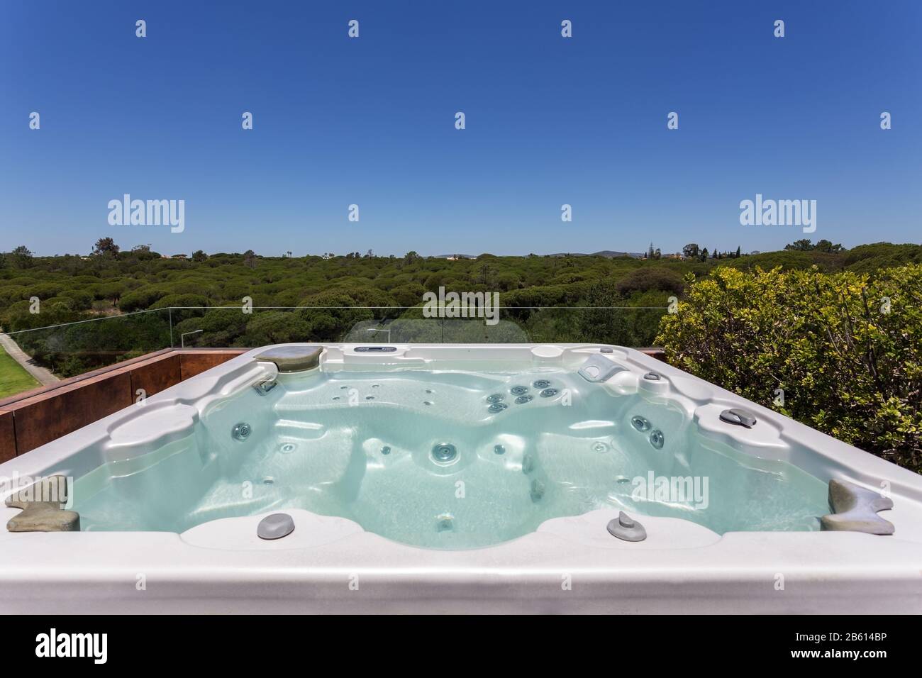 Luxury jacuzzi hi-res stock photography and images - Alamy