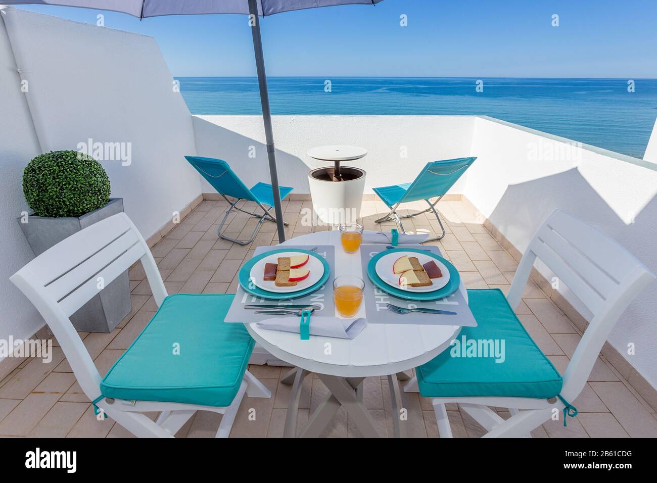 Balcony veranda sea ocean hi-res stock photography and images - Alamy