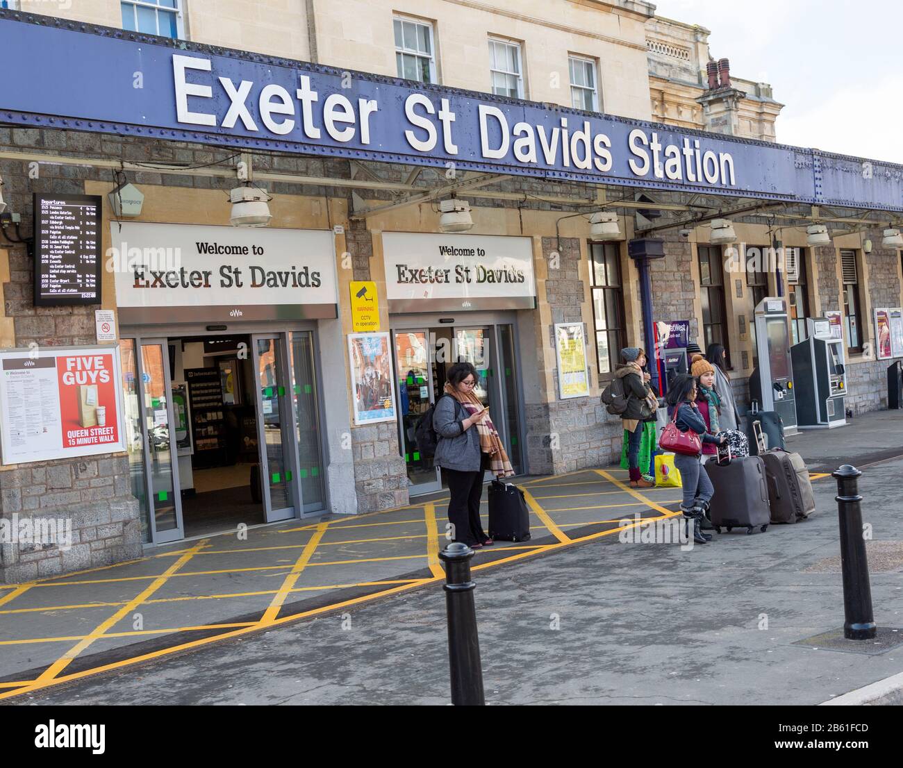 Exeter st davids station hi-res stock photography and images - Alamy