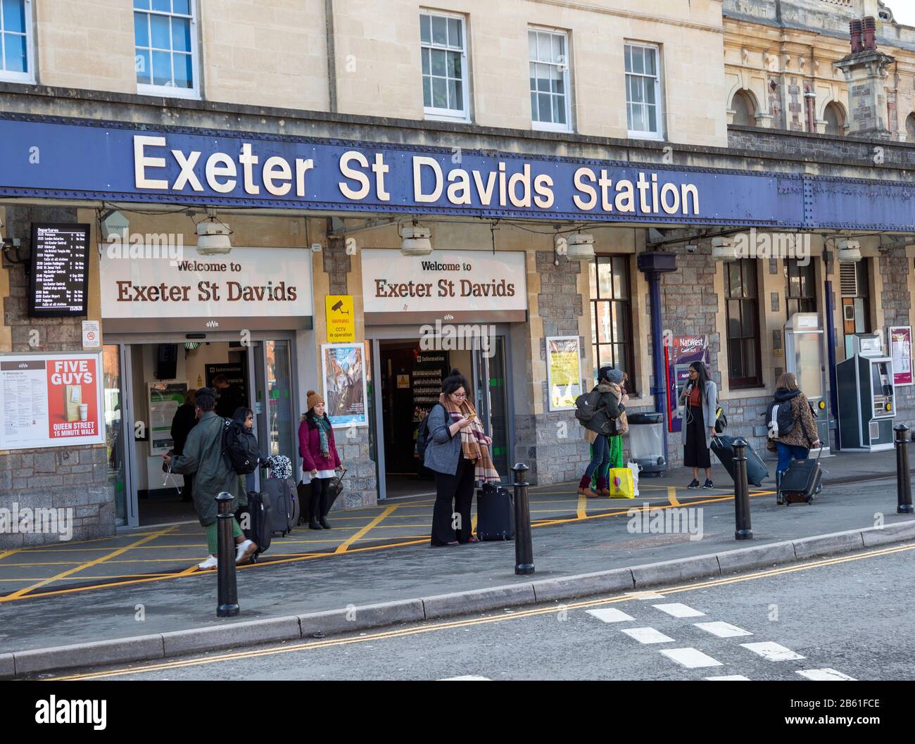 Exeter st davids station hi-res stock photography and images - Alamy