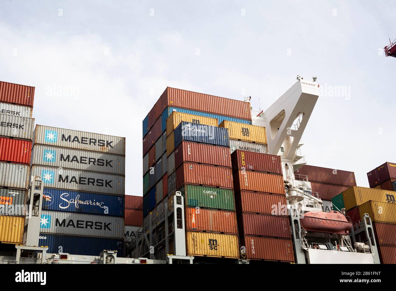 Container ship arriving at Container Terminal, Barcelona harbour ...