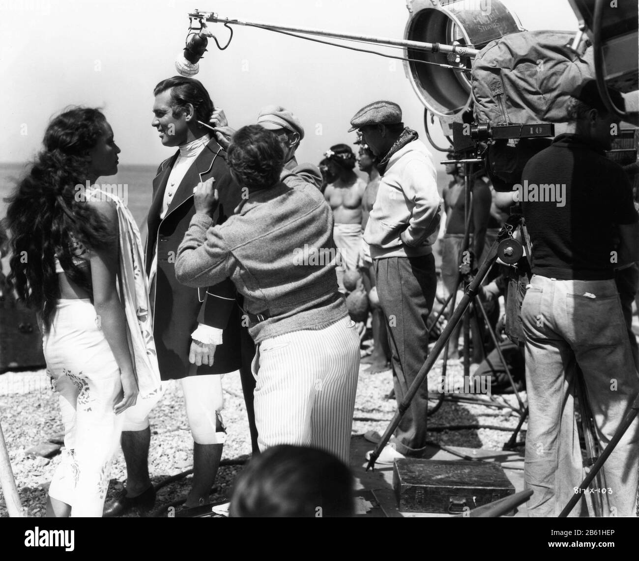 MAMO CLARK as Maimiti and CLARK GABLE as Fletcher Christian on set ...