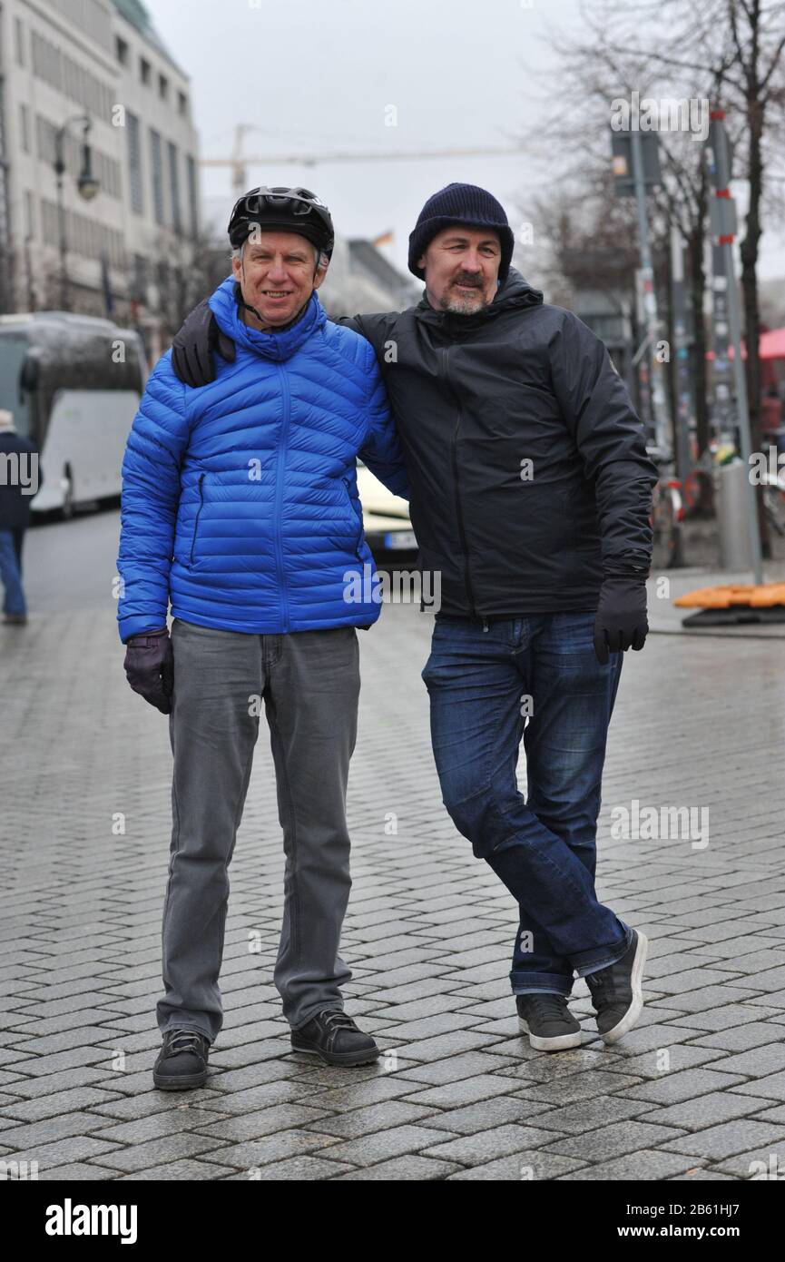 Mitte, Germany. 25th Jan, 2020. Sven Marx (left) and Juergen Pansin ...
