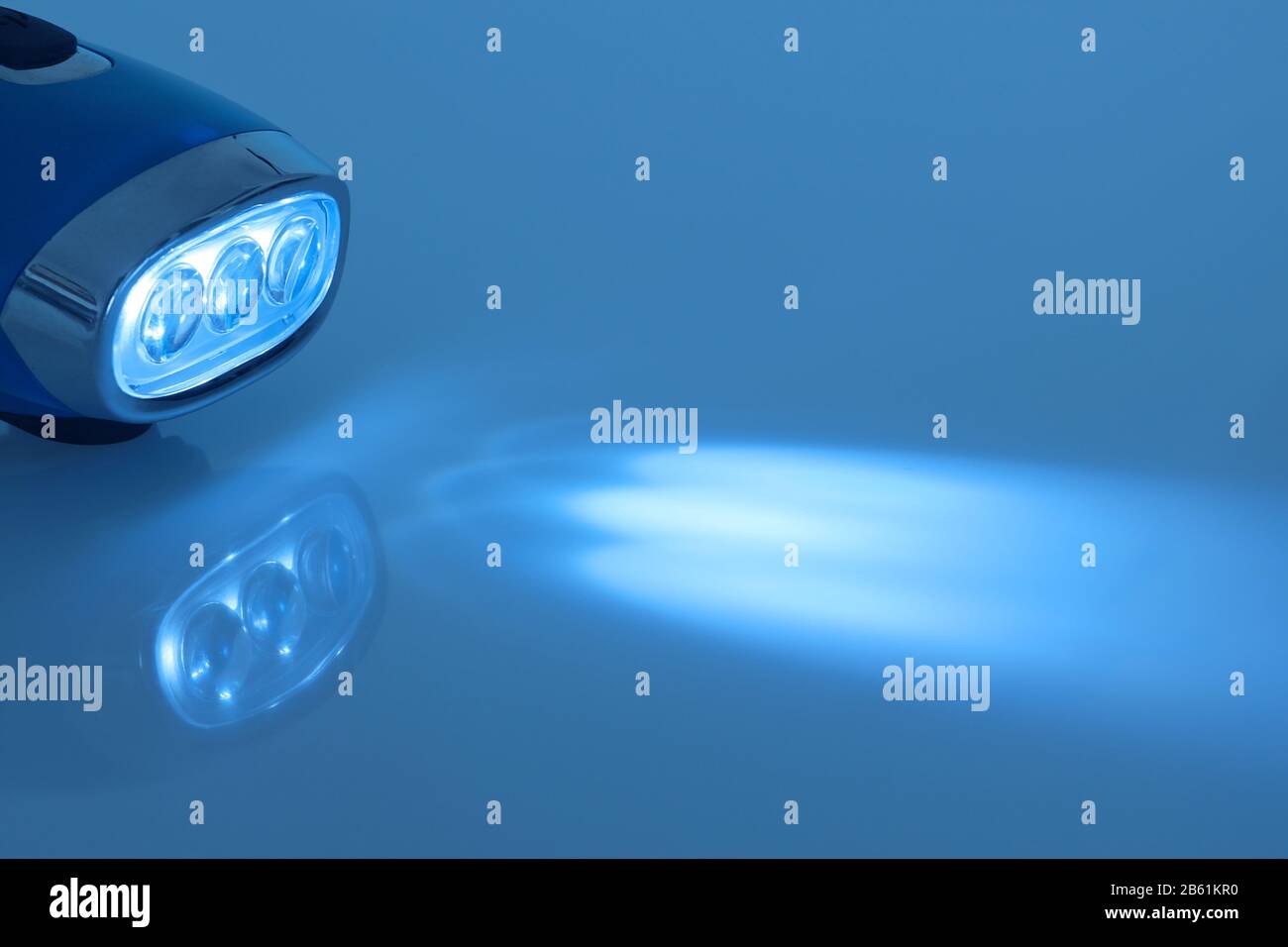 Blue beam hi-res stock photography and images - Alamy