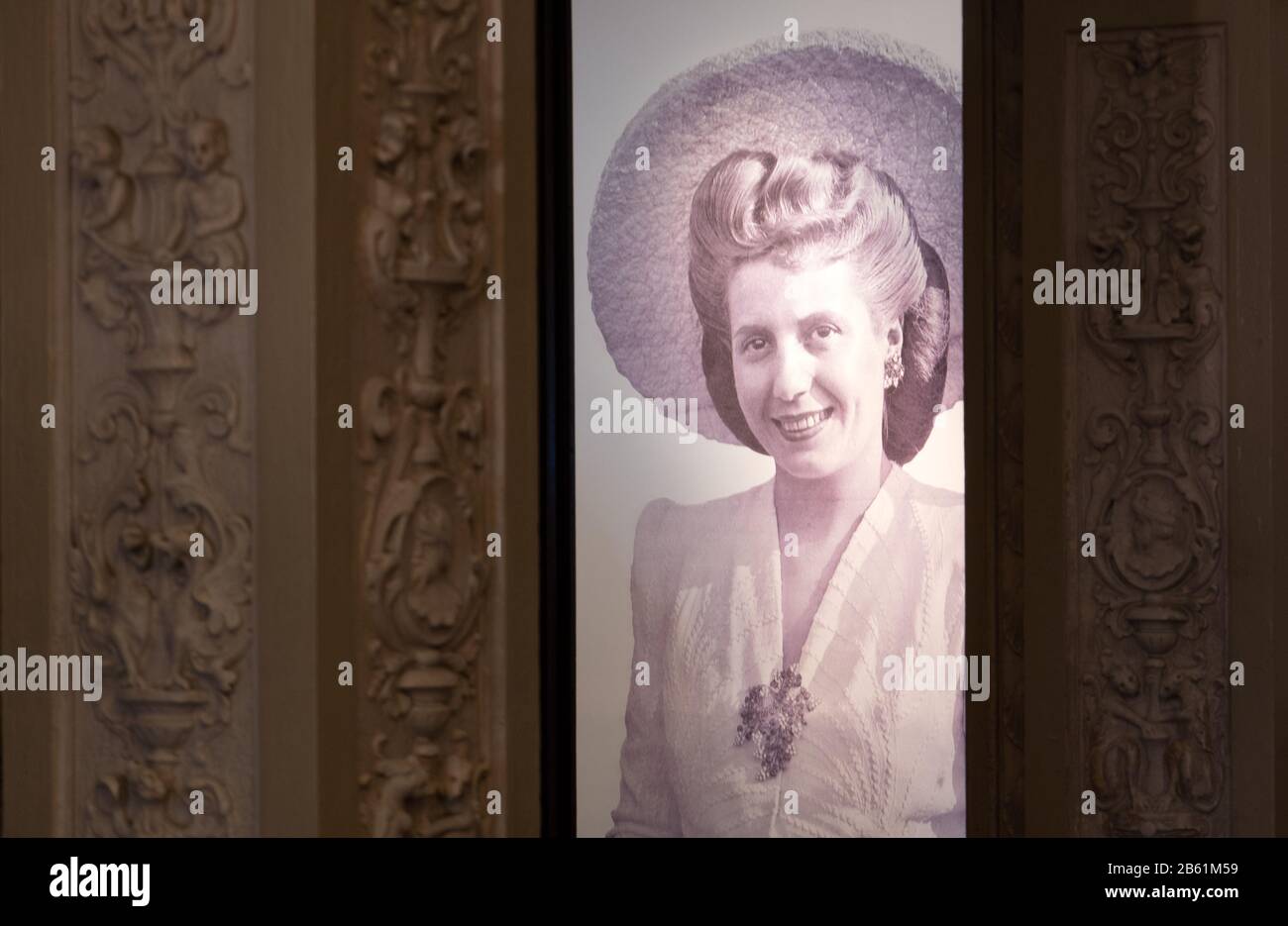 Eva peron actress hi-res stock photography and images - Alamy