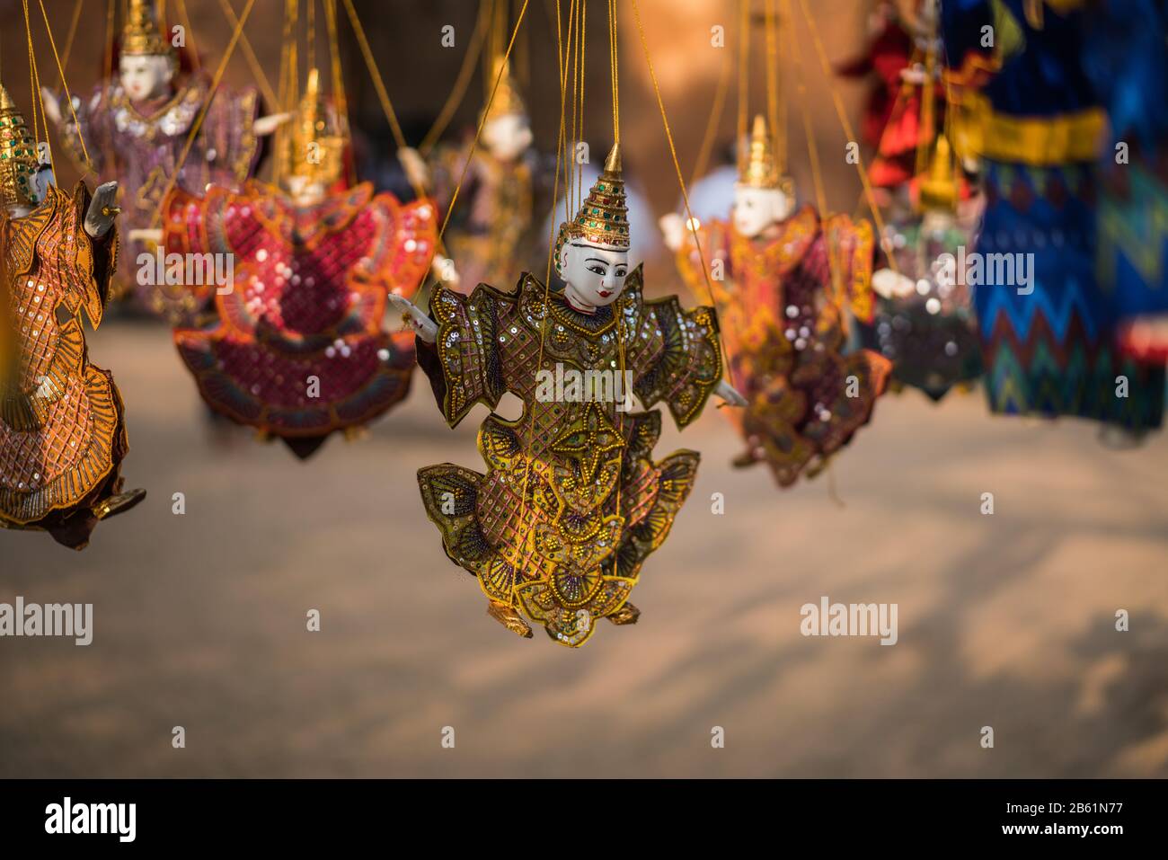 Souvenirs souvenir shop bagan hi-res stock photography and images - Alamy