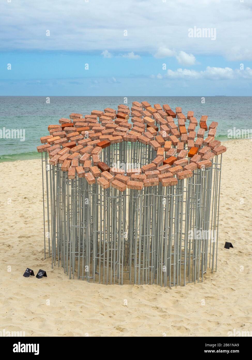 Float by Stephen Tero artist sculptor at Sculpture by the Sea ...