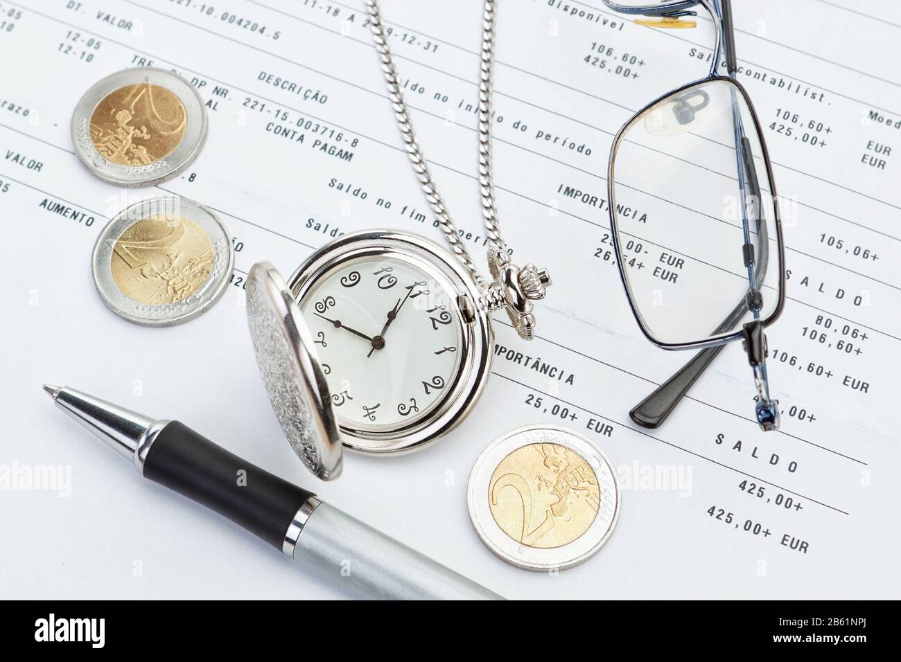 Bank balance hi-res stock photography and images - Alamy