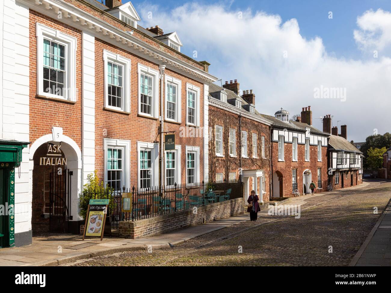 Historic buildings Georgian architectural style, Cathedral Close ...