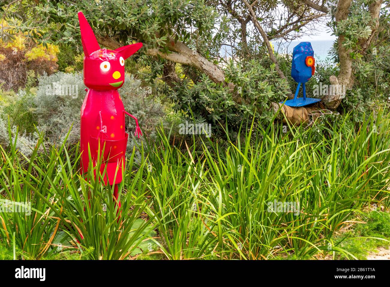 Bush creature by Mandy White artist sculptor at Sculpture by the Sea ...