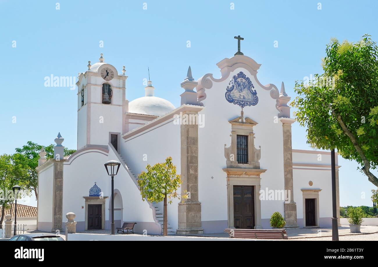Old buildings loule portugal hi-res stock photography and images - Alamy