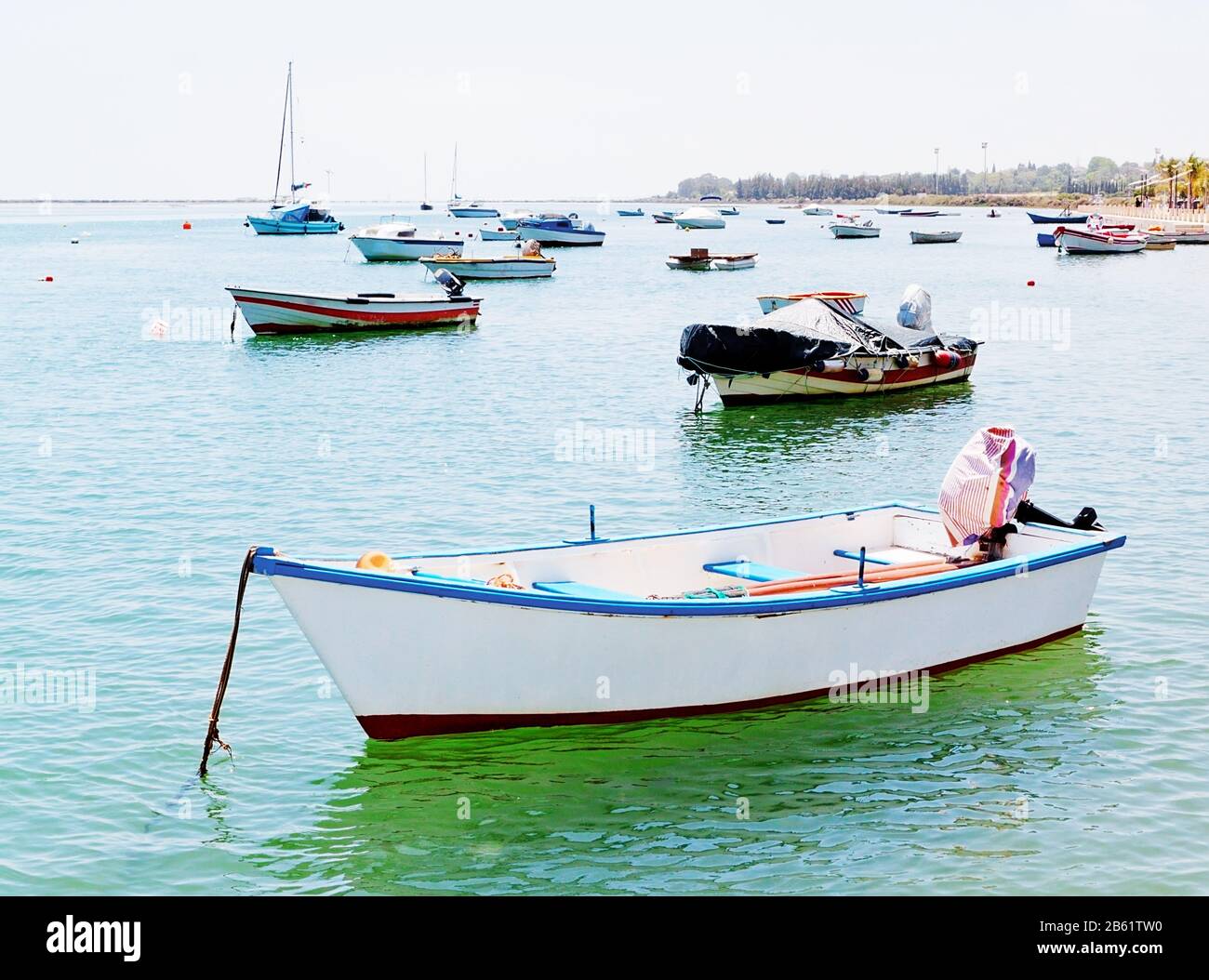 Old white fishing boat hi-res stock photography and images - Alamy