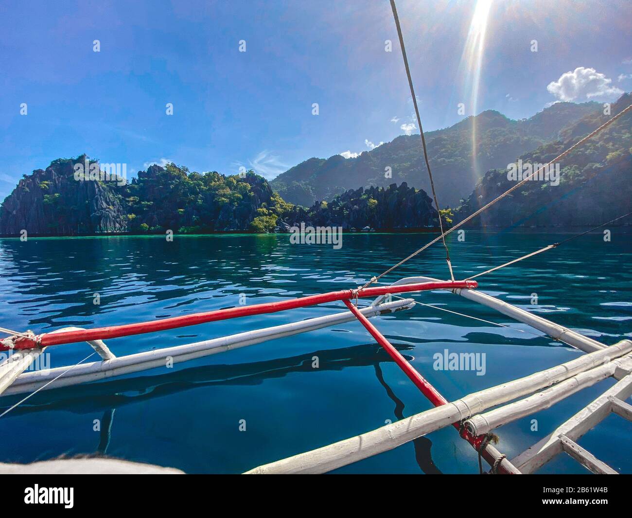 Paraw boat in Coron island in Palawan, Philippines Stock Photo - Alamy