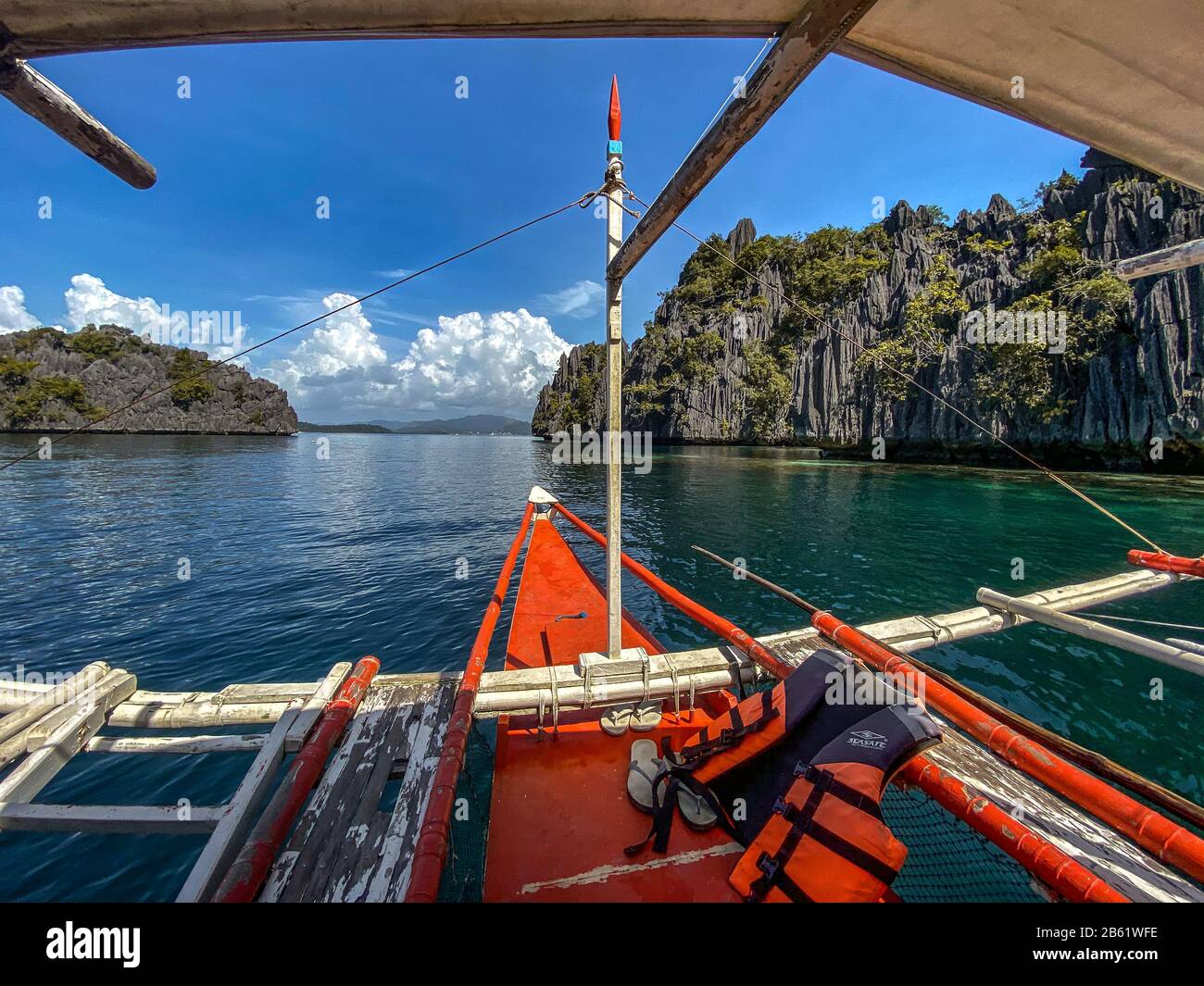 Paraw boat in Coron island in Palawan, Philippines Stock Photo - Alamy