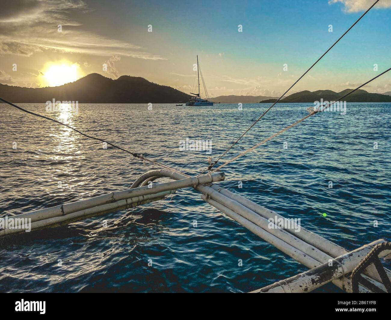 Paraw boat in Coron island in Palawan, Philippines Stock Photo - Alamy