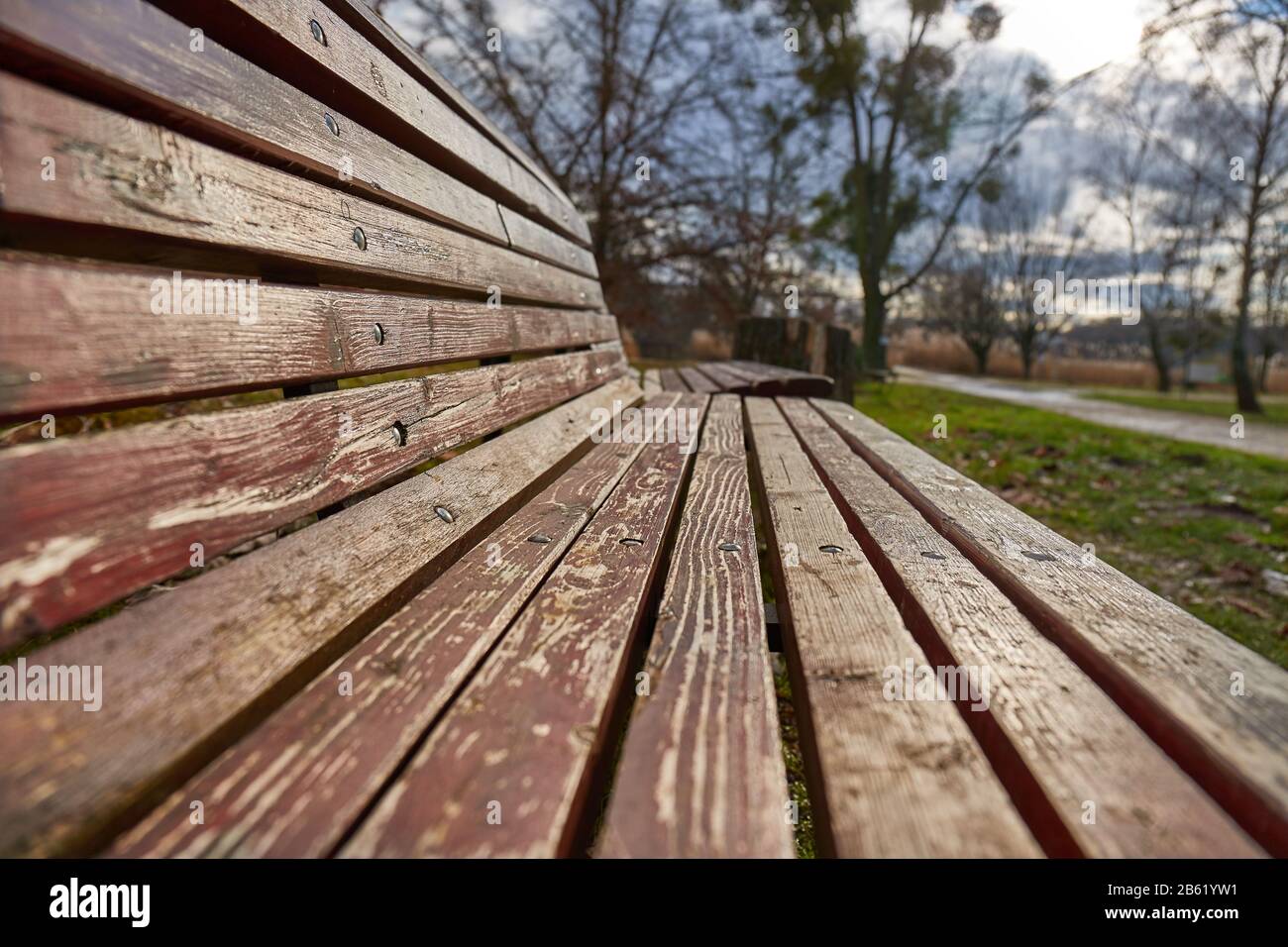 PArk bench close up Stock Photo - Alamy