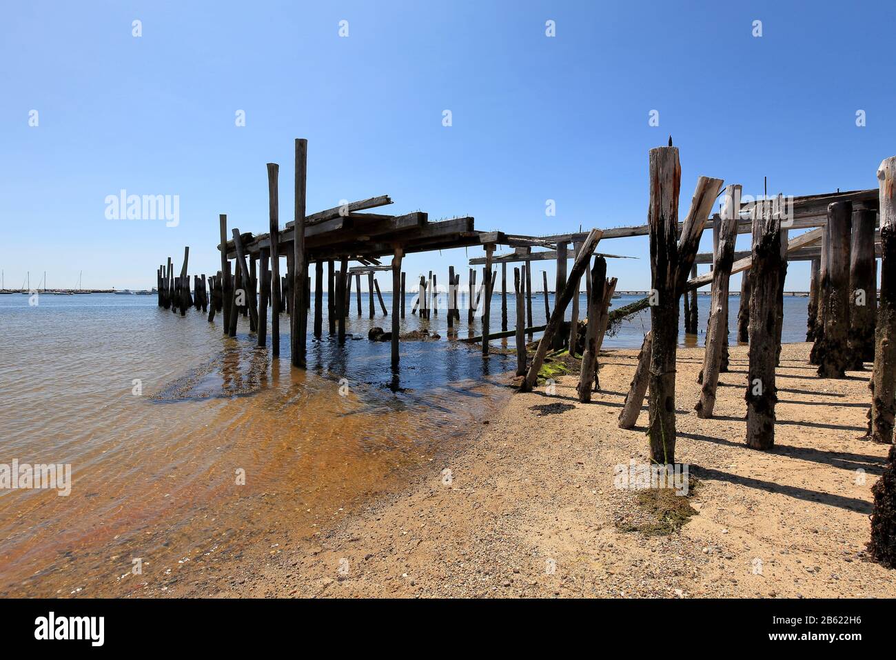 Old derelict jetty coastal hi-res stock photography and images - Alamy