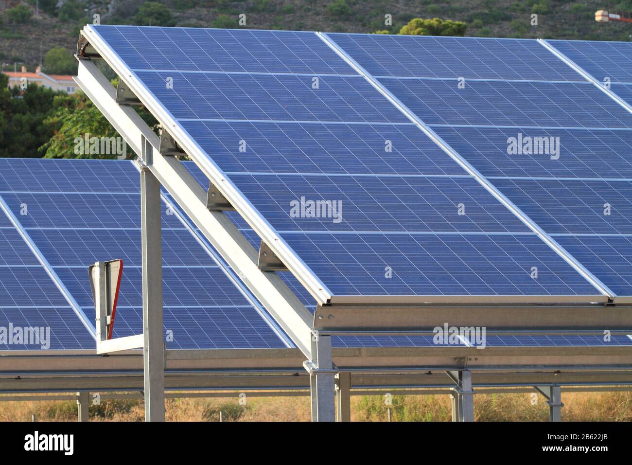 Solar panels house side hi-res stock photography and images - Alamy