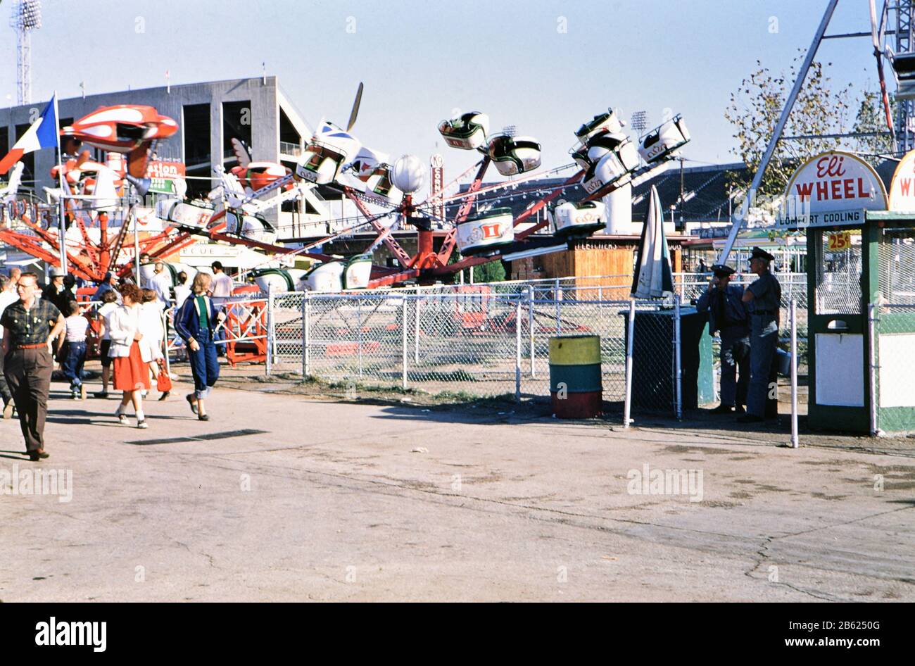 1950s carnival rides hi-res stock photography and images - Alamy