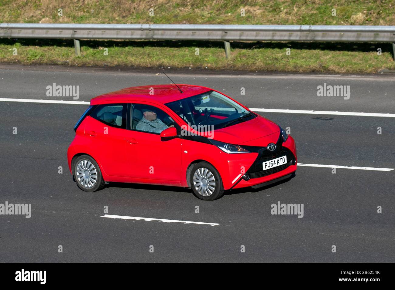Aygo x play vvt i hi-res stock photography and images - Alamy