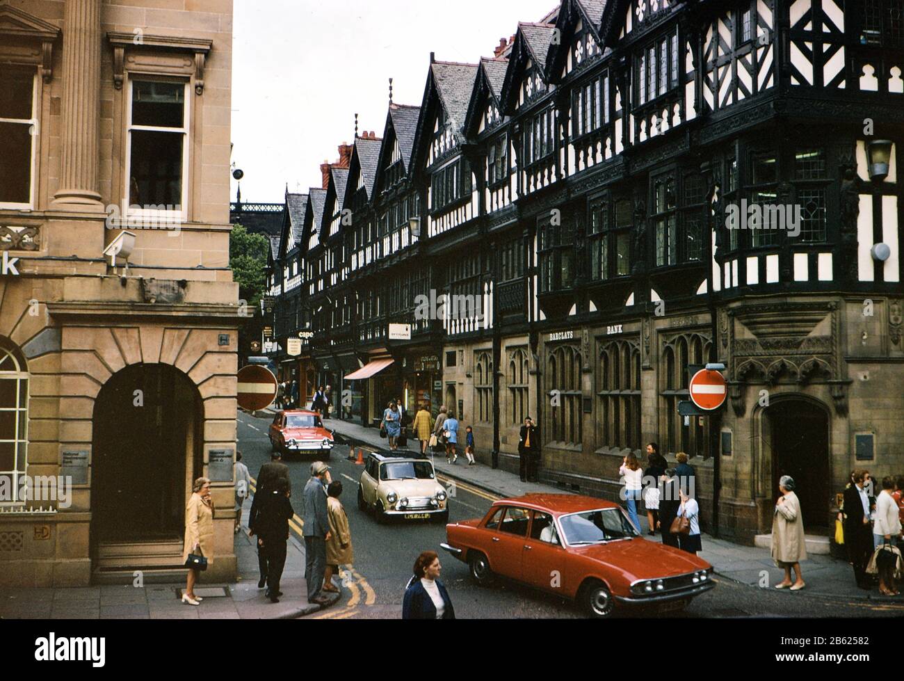 Traffic and pedestrians in front of the Barclays Bank Building in ...