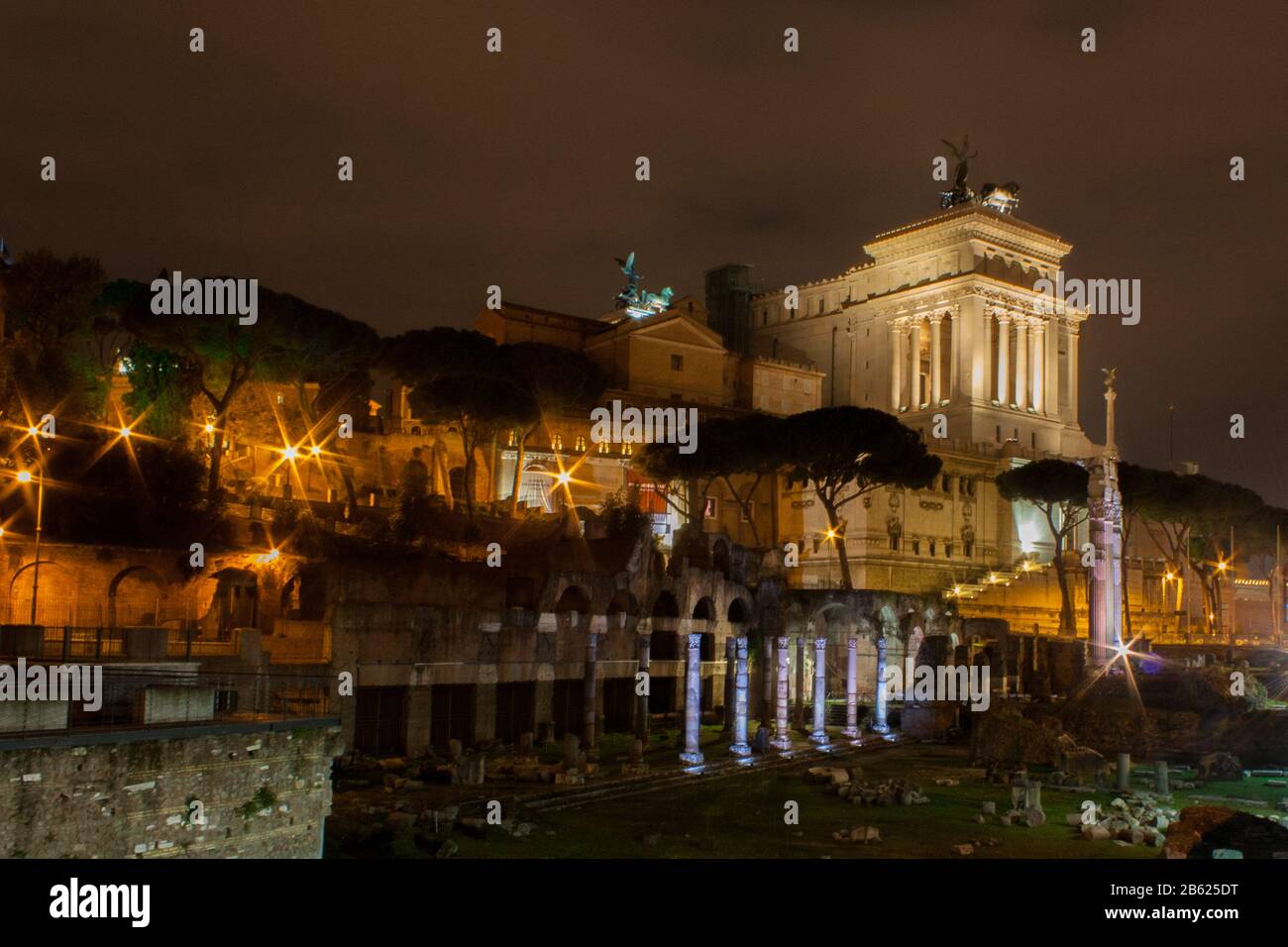 Rome during covd19 lock down: totally desert with no people around ...